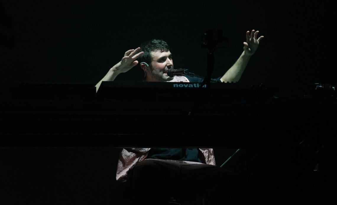 Nieuwe single Fred again.., BEAM, Danny Brown & PARISI - "OGdub"