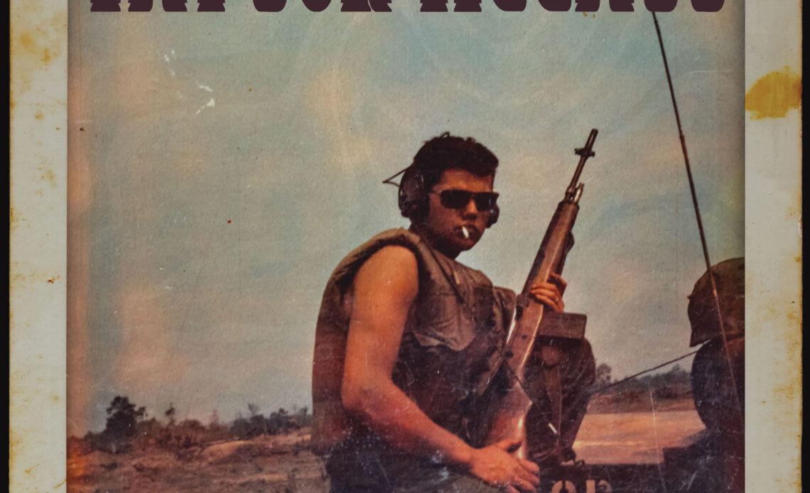 Taylor McCall - Mellow War (★★★★): Ansichtkaarten van een oude ziel