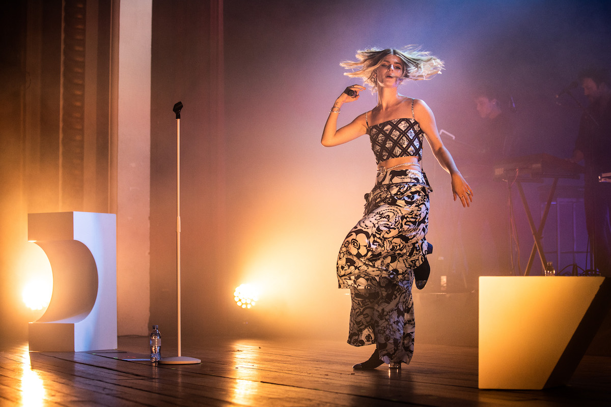 Emma Bale @ Ancienne Belgique (AB Club): Van het verleden naar de toekomst