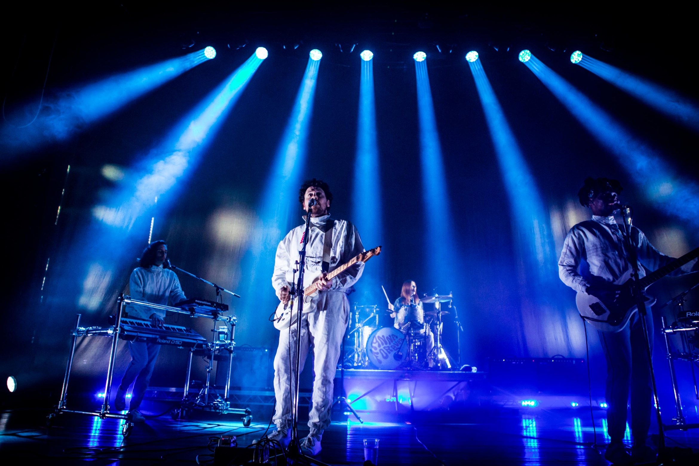Metronomy @ De Roma: Blik op oneindig!
