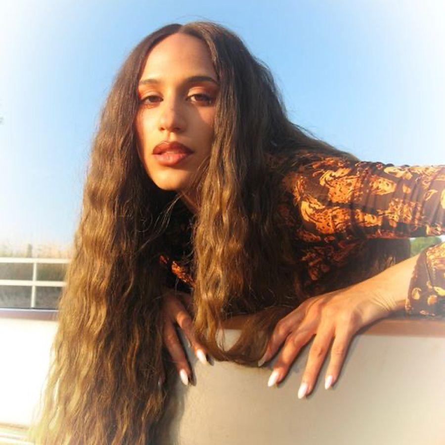 Nieuwe single Maeve - "Can We Just Get High?"