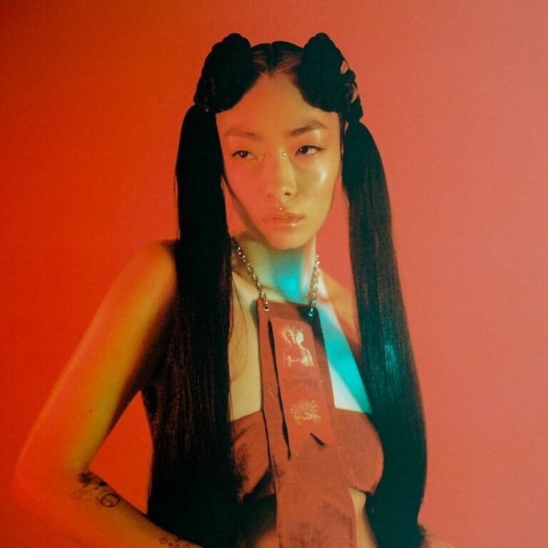 Nieuwe single Rina Sawayama - "This Hell"