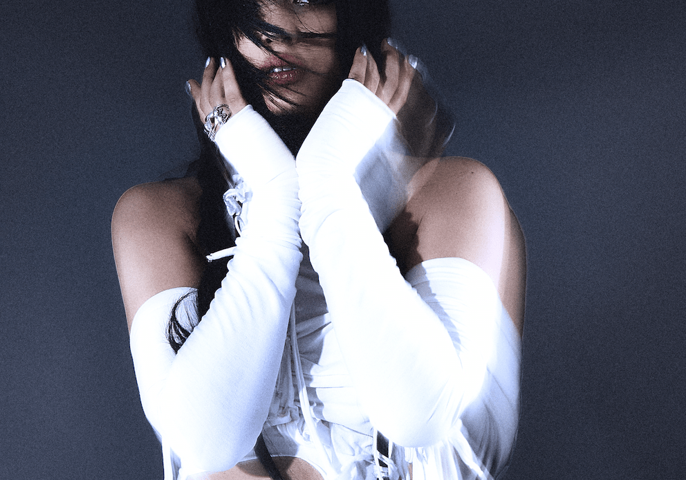 Nieuwe single yuné pinku - "Night Light"