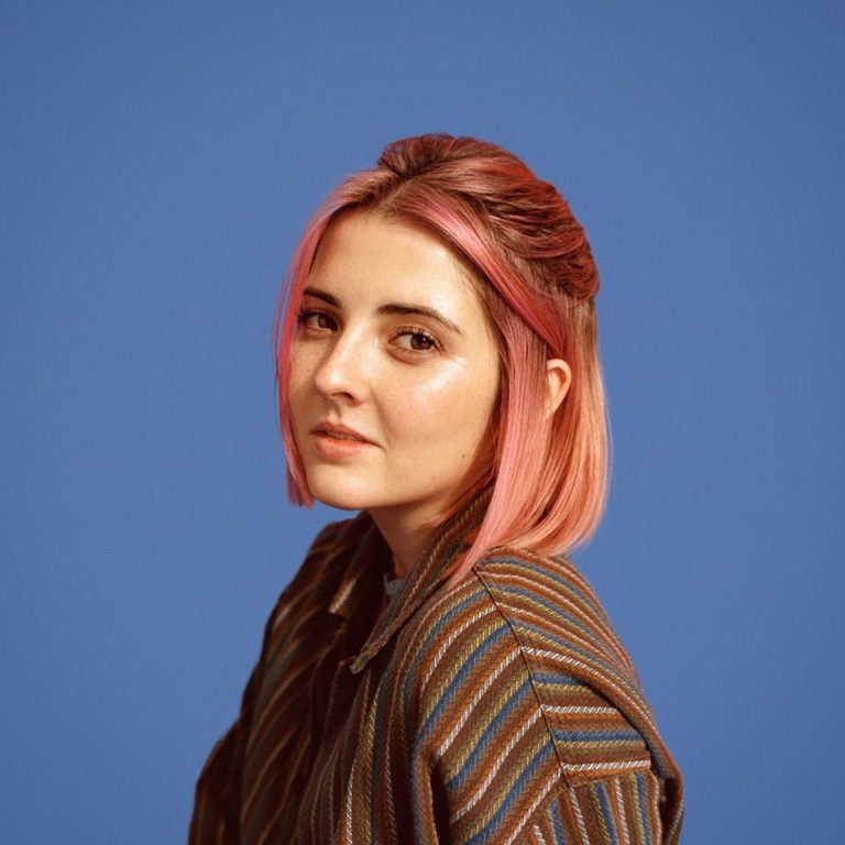 Nieuwe single Emily Burns - "Press Pause"